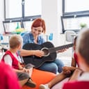 unconventional (【形容詞】自由な、慣例に従わない ) の意味・使い方・読み方｜Engoo Words