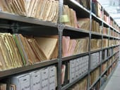 archive (【Noun】a collection of documents; a place where documents are ...