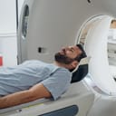 MRI (【Noun Abbreviation】(magnetic resonance imaging) a method of ...