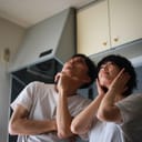 raucous (【Adjective】making or being a loud and harsh noise ) Meaning ...