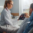 Robot Helps Heart Surgeons Operate on Spanish Teens | Engoo Daily News