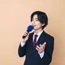 distort (【Verb】to change something, such as facts, so it is no longer ...