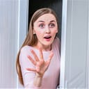 startle (【動詞】びっくりさせる ) の意味・使い方・読み方｜Engoo Words