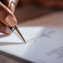 usher (【Verb】to cause the start of something new or mark its beginning ...