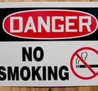 refrain from (【Phrasal Verb】to stop yourself from doing something ...