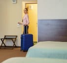 vacate (【Verb】leave a place so that other people can use it ) Meaning ...