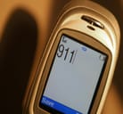 call the police (【Phrase】) Meaning, Usage, and Readings | Engoo Words