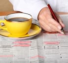 (be) out of work (【熟語】失業中である ) の意味・使い方・読み方｜Engoo Words