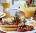 serve (【Verb】to give food or drink to someone ) Meaning, Usage, and ...