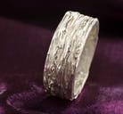 ring (【Noun】jewelry that can be put on a finger ) Meaning, Usage, and ...