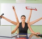 take on (【句動詞】（仕事・責任など）を引き受ける ) の意味・使い方・読み方｜Engoo Words