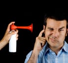 harsh (【Adjective】unpleasant or painful to listen to, look at, etc ...