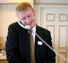 wait a moment (【Phrase】) Meaning, Usage, and Readings | Engoo Words