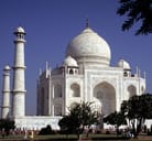 palace (【Noun】a large and expensive building that is often home to a ...