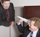 share (【Verb】to give each member of a group an equal amount of ...