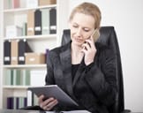 reconfirm (【คำกริยา】) ความหมาย, วิธีใช้ และวิธีอ่าน | Engoo Words