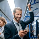 commute (【Verb】to travel between one's home and work or school ...