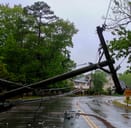 gust (【Verb】(of the wind) to blow very strongly ) Meaning, Usage, and ...