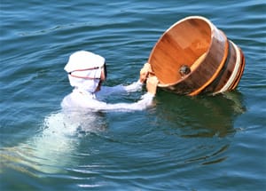 Japan's Ama Divers in Danger from Climate Change | Engoo Daily News