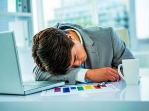 Japanese Companies Design Standing 'Nap Boxes' | Engoo 每日新聞