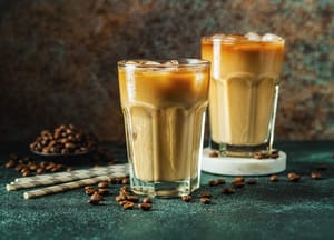 Cool Off with These Cold Summer Coffee Recipes | Engoo 每日新聞
