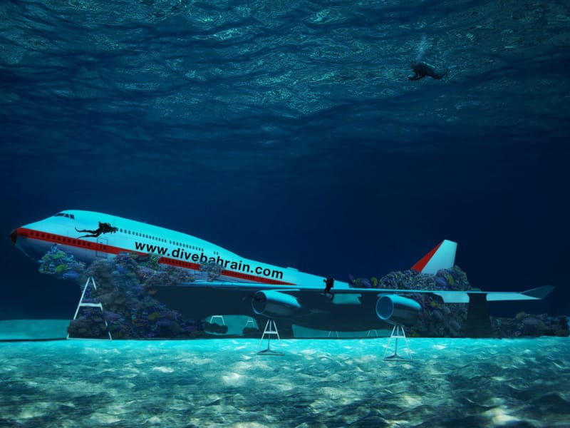 Bahrain Sinks Boeing 747 for World's Largest Underwater Theme Park ...