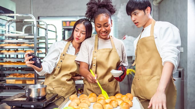 Speaking Practice 8 | Engoo