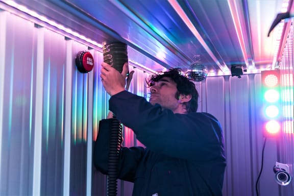 Aussie Twins Build World's Smallest Mobile Nightclub | Engoo