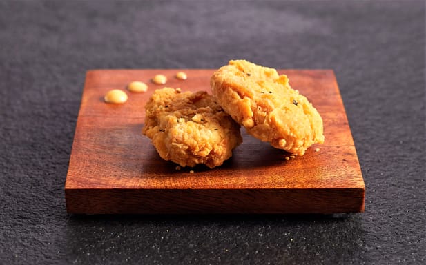 Lab-Grown Chicken Meat Approved in Singapore | Engoo デイリーニュース
