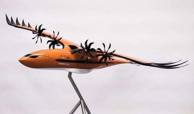Airbus 'Bird of Prey' Plane Design Aims to Inspire | ข่าวประจำวัน Engoo