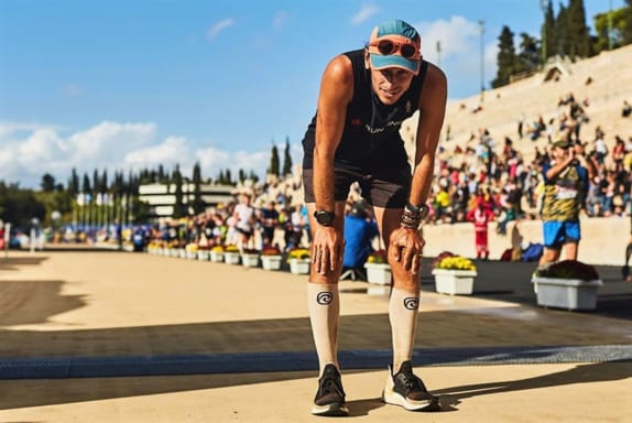 Englishman First to Run a Marathon in Every Country | Engoo