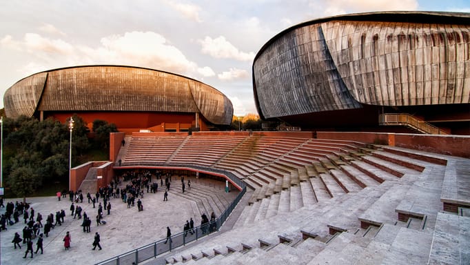 Inspiring Architects: Renzo Piano's Memorable Designs | Engoo Daily News