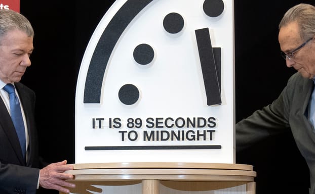 Scientists Say World Getting Closer to Destruction | Engoo 每日新聞