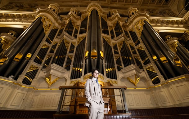 Meet Sydney's Youngest Organ Master | Engoo 每日新聞