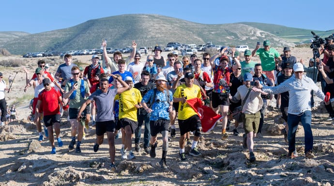 Briton Completes 352-Day Run Across African Continent | Engoo 每日新闻