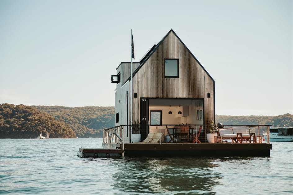 Solar Powered Floating House for Rent in Australia | Engoo Daily News