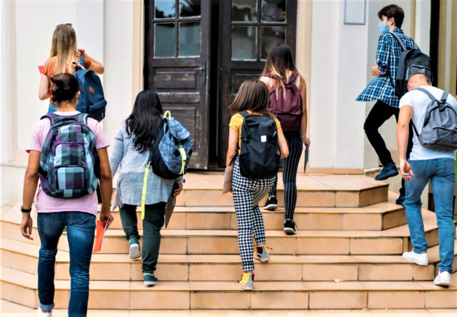 Schools in California to Start at a Later Time | DMM英会話 デイリーニュース