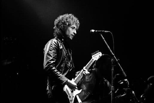 Folk to Rock: When Dylan Went Electric | Engoo 每日新聞