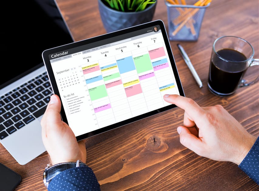 Most Productive Day of the Week Is Monday, Says Survey | Engoo Daily News