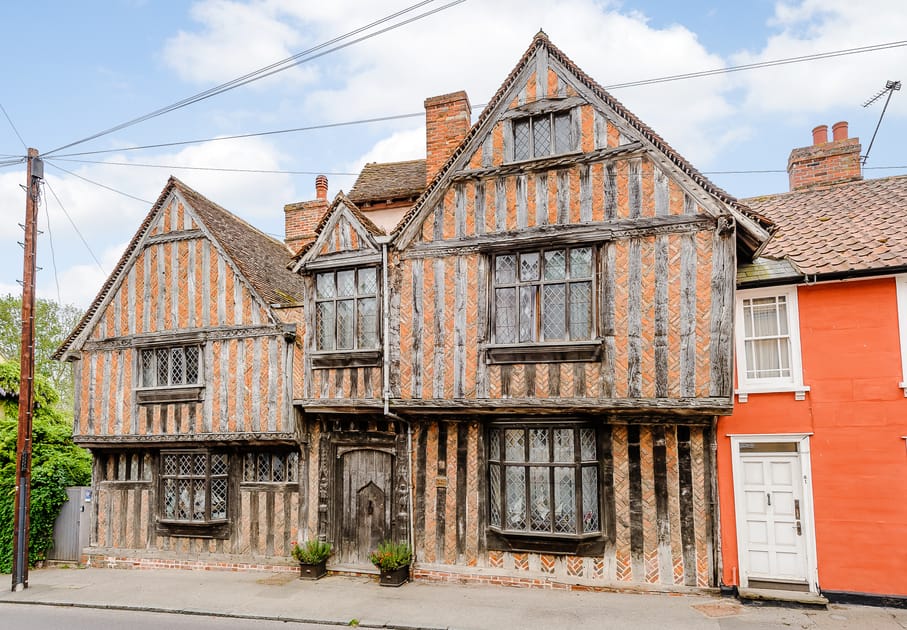 Harry Potter House on Sale for $1.3 Million | Engoo 每日新闻