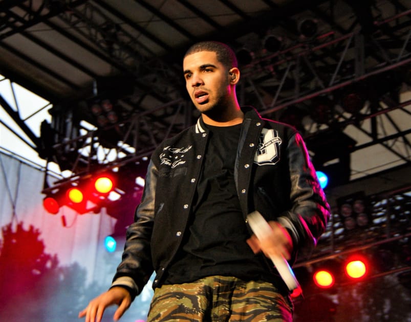 Drake Breaks Beatles' Record for Top-Five Songs | ข่าวประจำวัน Engoo