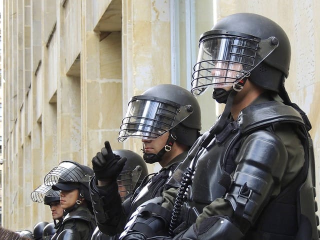 Belarus Police Arrest Hundreds Defying Protest Ban | Engoo Daily News