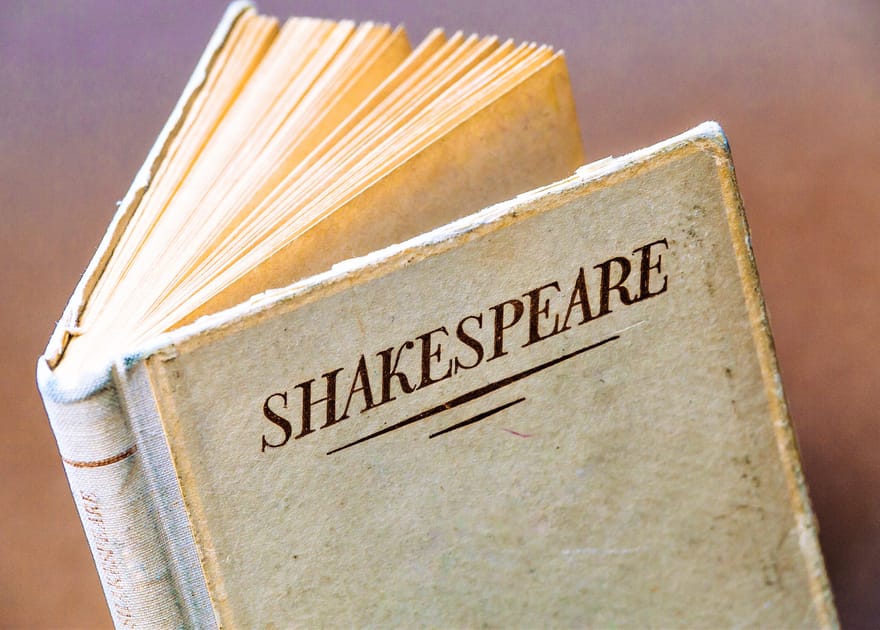 A Beginner's Guide to Shakespeare | Engoo