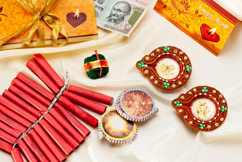 India Firecracker Ban Sparks Controversy | Engoo Daily News