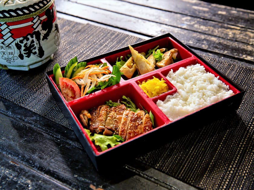 Japanese Trends: Why Are People Eating Less Rice? | Engoo 每日新聞