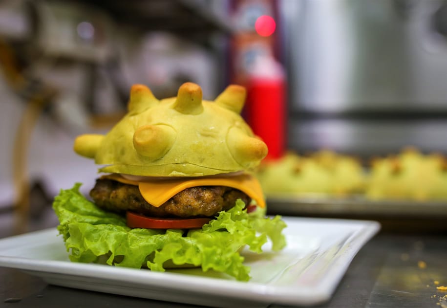 Would You Try the 'Coronaburger'? | Engoo Daily News