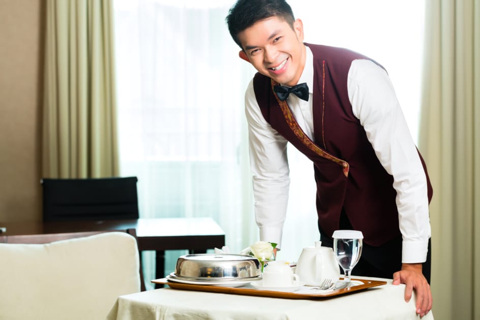 Using Room Service | Engoo