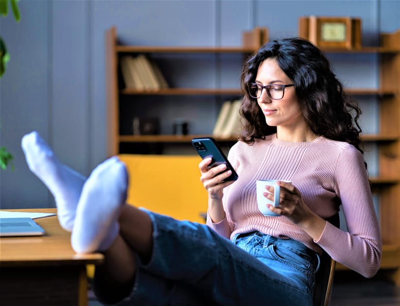 Doing the Minimum at Work? You're Quiet Quitting | Engoo 每日新闻