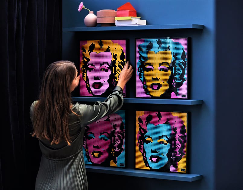 Lego Creates Posters You Can Build | Engoo 每日新聞