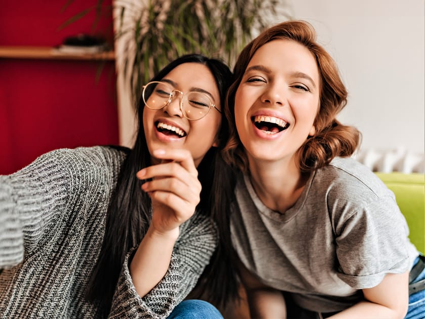 Humor and Health: 3 Good Reasons to Laugh More | Engoo Daily News